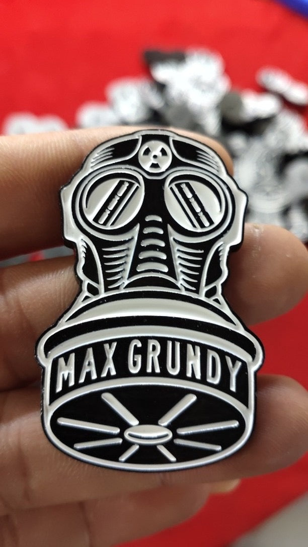 GASMASK enamel lapel pin – Max Grundy Design